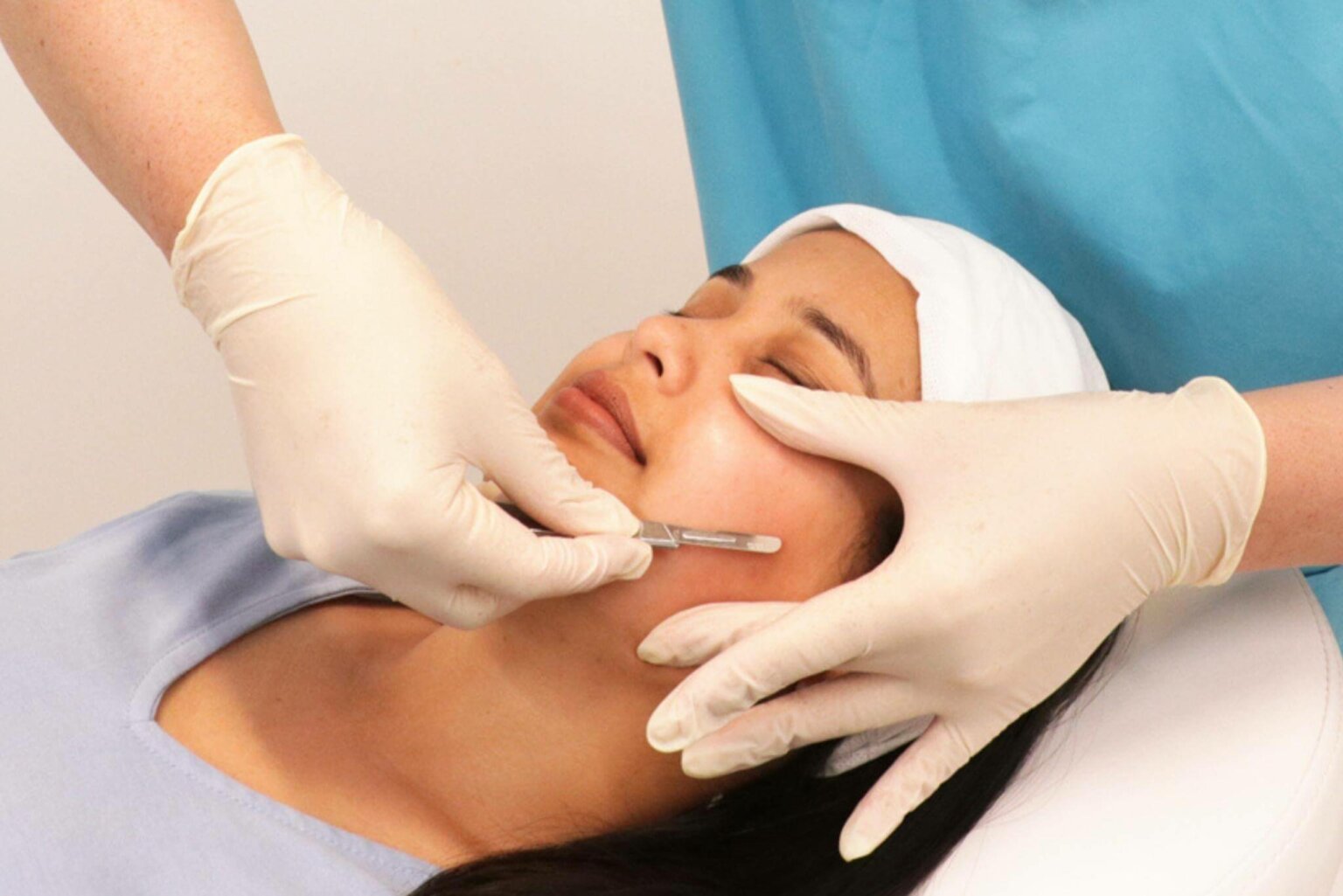 Dermaplaning - The Cosmetic Clinic